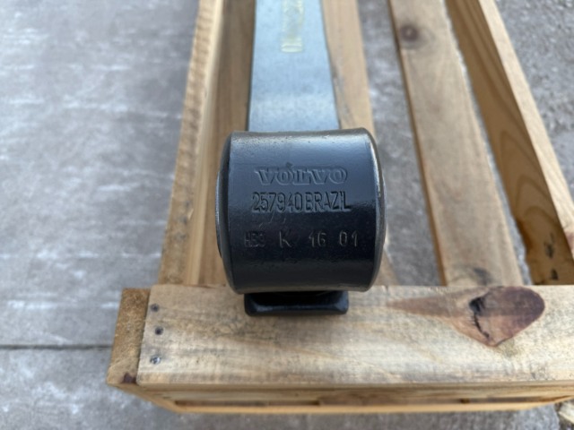 VOLVO 257940 FRONT SPRING - Mantas Service